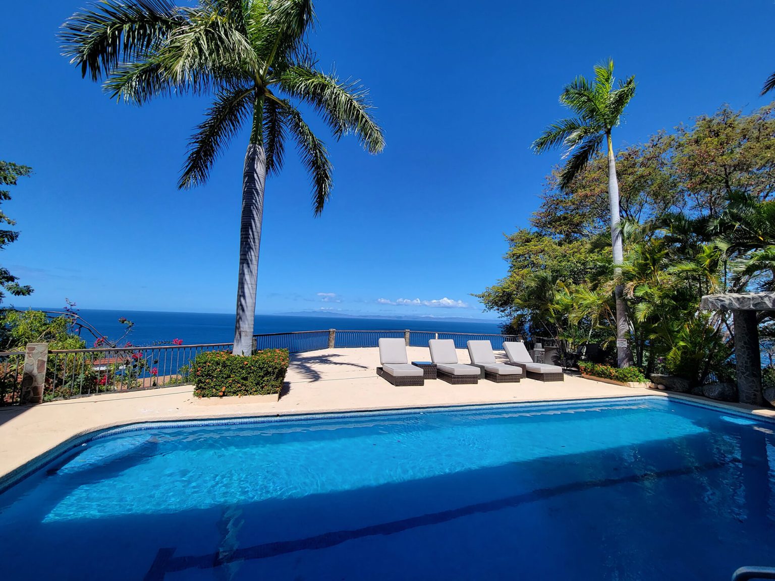 Find Your Vacation Villa in Costa Rica | Browse Luxury Rentals